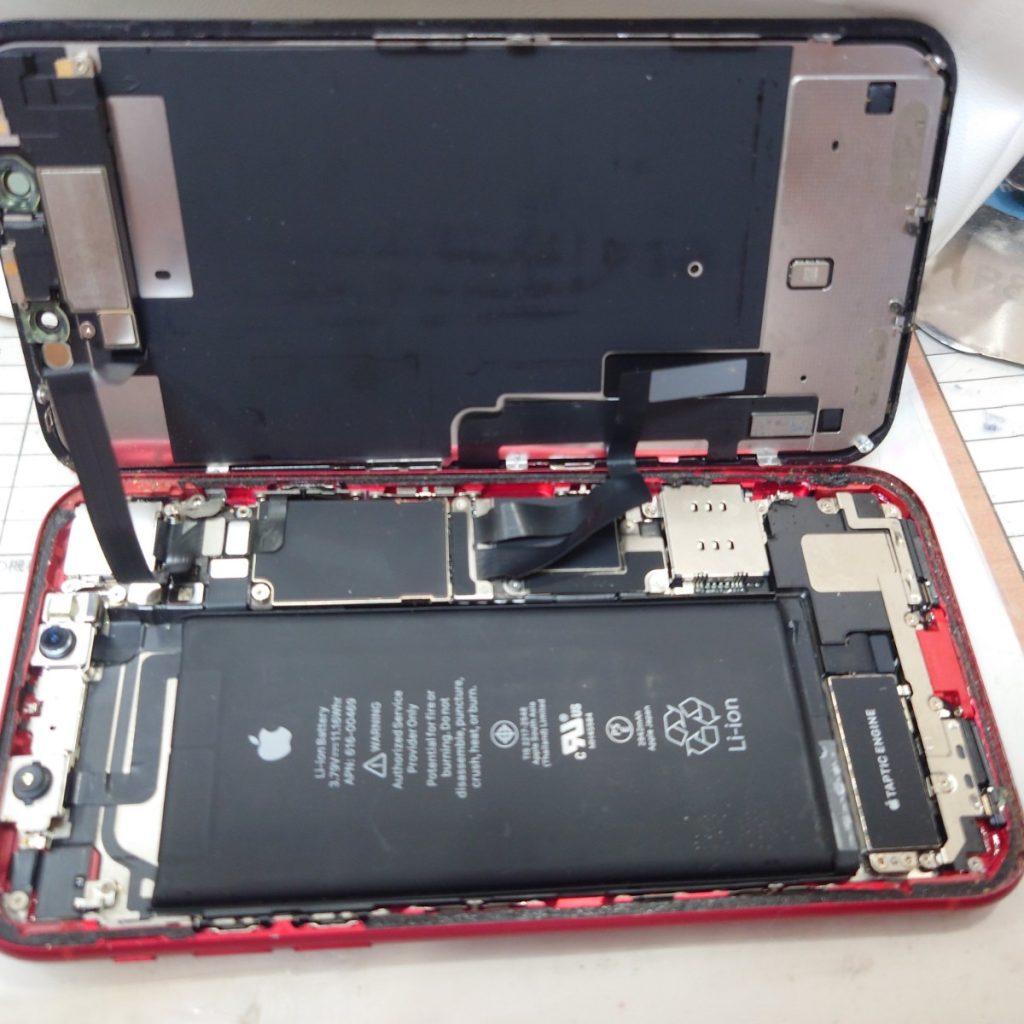 【iPhoneSE2】 水没クリーニング （新百合ヶ丘） - 最長1年保証 アイフォン/スマホ修理の RepairWorld