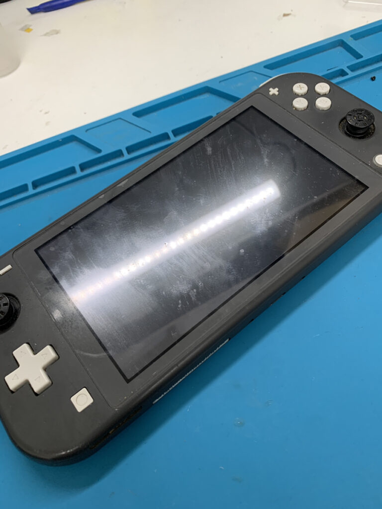 SwitchLite イヤホンジャック交換（大泉学園） - 最長1年保証 アイフォン/スマホ修理の RepairWorld